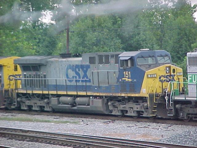 CSX C44WAC 151 at Howell Wye